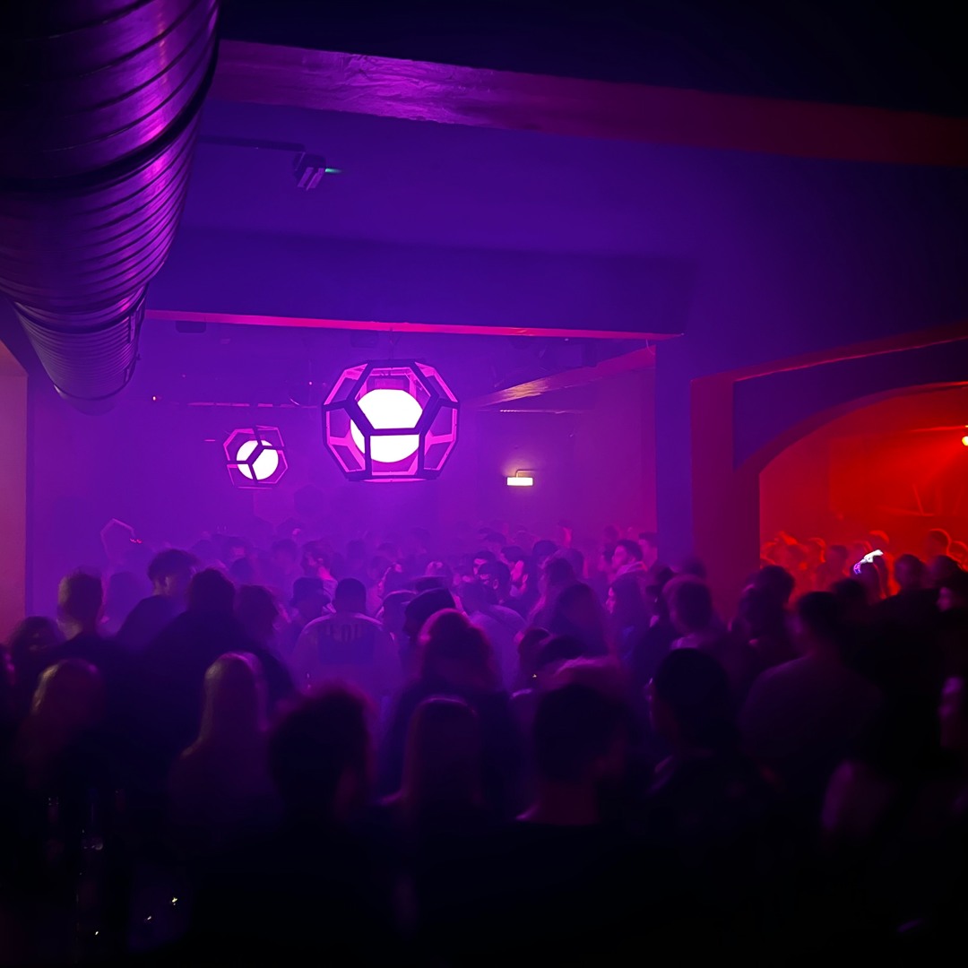 Stream Jack Disout & JANSN @Blaue Wiese w/Juli N More & Anna Schreit ...