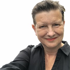 Benjamin Sandell's Instagram, Twitter & Facebook on IDCrawl