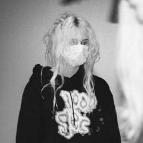 Stream laura les fanpage | Listen to laura les - january2019 playlist ...