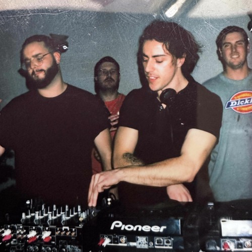 Kuren - Free music on ToneDen