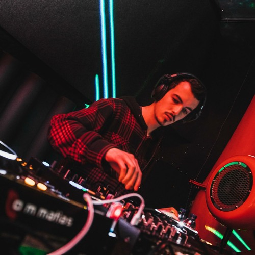Stream MiniMix #01 by Pieck | Listen online for free on SoundCloud Stream MiniMix #01 by Pieck | Listen online for free on SoundCloud