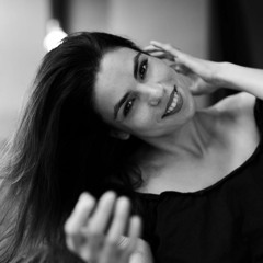 Monique Meneses's Instagram, Twitter & Facebook on IDCrawl