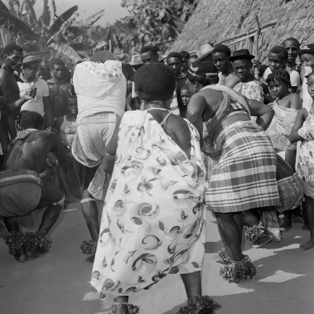 Stream AWASA APINTIE by MARRØN | Listen online for free on SoundCloud