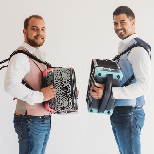 Stream Entrevista a Tiago Neto e Paulo Fragoso by Rádio Clube de ...