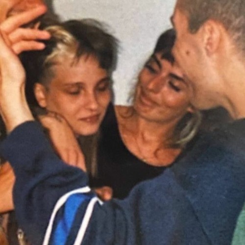 Stream Crème Frech Die Erste by Crème Frech | Listen online for free on ...