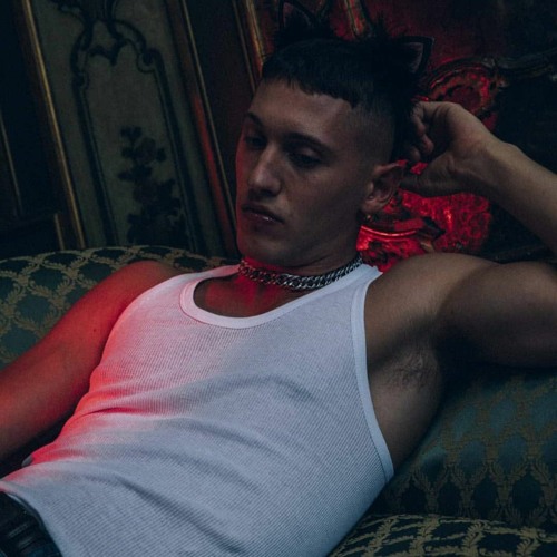 Stream massimo pericolo - punto freestyle by loren | Listen online for ...