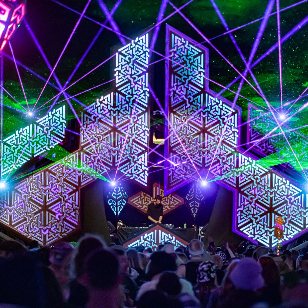 Stream Dragon Dreaming 2024 | Ryanosaurus by Ryanosaurus Music | Listen ...