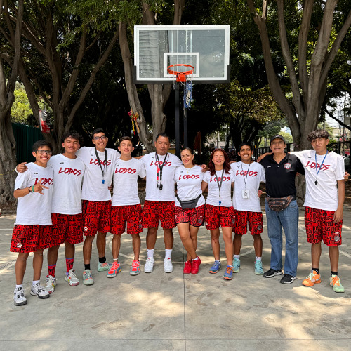 Stream CONOCE A LOBOS BASQUETBOL PROGRAMA 4 ESPECIAL ENTREVISTA A LOS ...