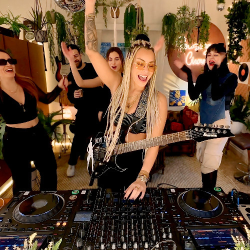 Stream Joy Zahar | Rousing Chamber - Live Set with Live Guitar (Afro House & Indie Dance) by Joy ...