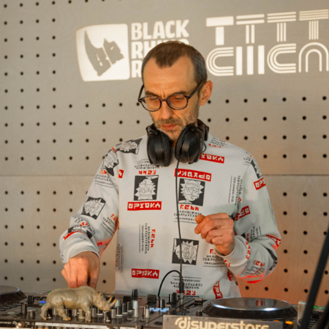 Stream Rave Traxx w/ H33T (09.10.2025) by Black Rhino Radio | Listen ...