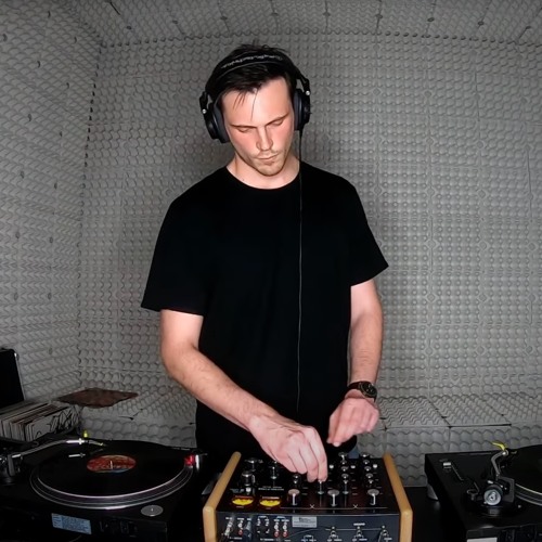 Stream Vinyl-only set @ The Sound Gallery, 2024 (Full Video In ...