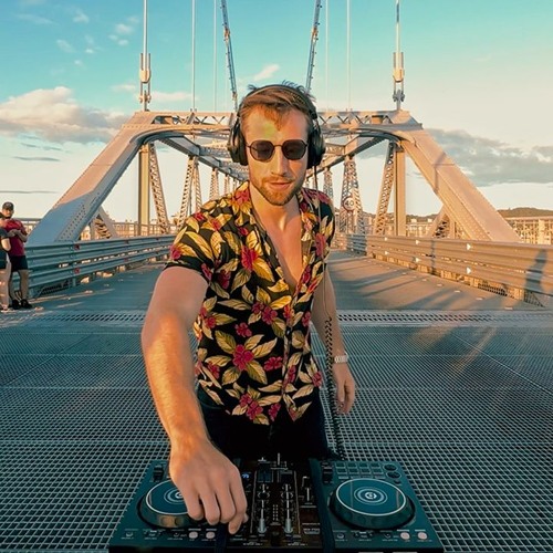 Stream Melodic House Bridge Mix (RÜFÜS DU SOL, Cassian, Yotto, Lstn ...