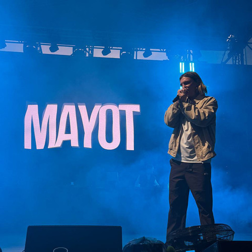 mayot-до сих пор(live) - Listen to music