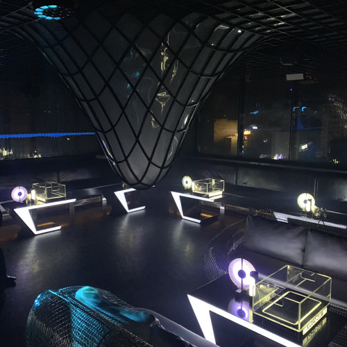 Stream monster chills by LEO | Listen online for free on SoundCloud