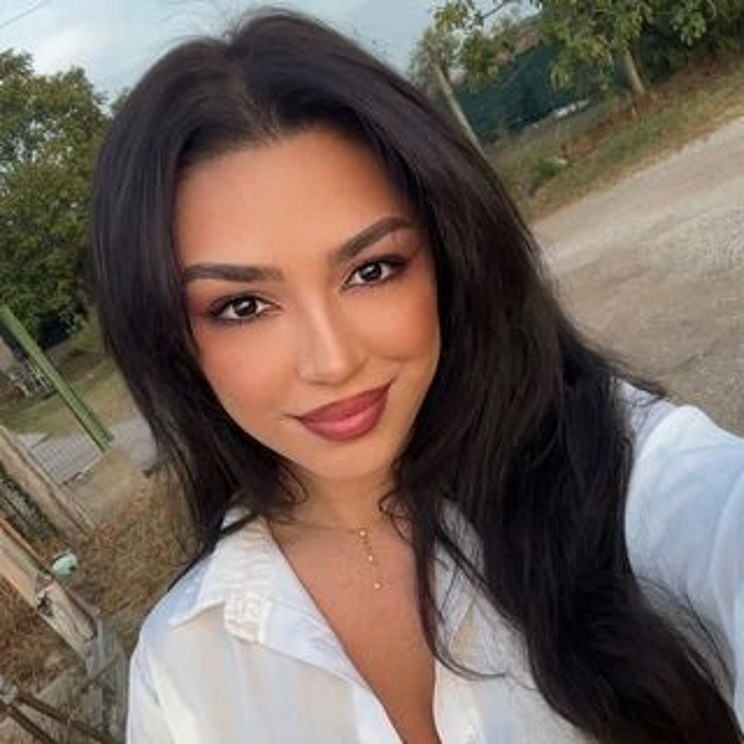 Stream Shaggy Ft Lavinia Lavbbe - MOVE.mp3 by Mahdi Mikaelson | Listen ...