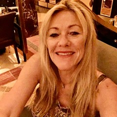 Robbyn Hart's Instagram, Twitter & Facebook on IDCrawl