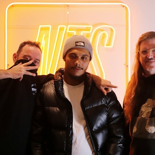 Stream The Tim & Barry Show w/ Tim & Ian McQuaid x Mr King Live & DJ ...