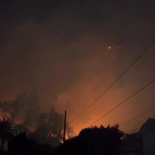 Stream skyscrapers by kizlack | Listen online for free on SoundCloud