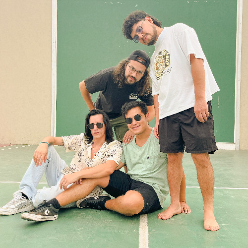 Stream MIRADAS feat. MAR LYON by Ondas Clásicas | Listen online for ...