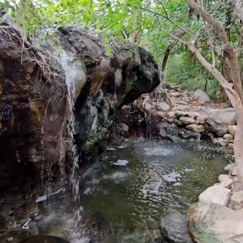 Stream Agua que fluye, historia que vive: el río Agua Caliente de ...