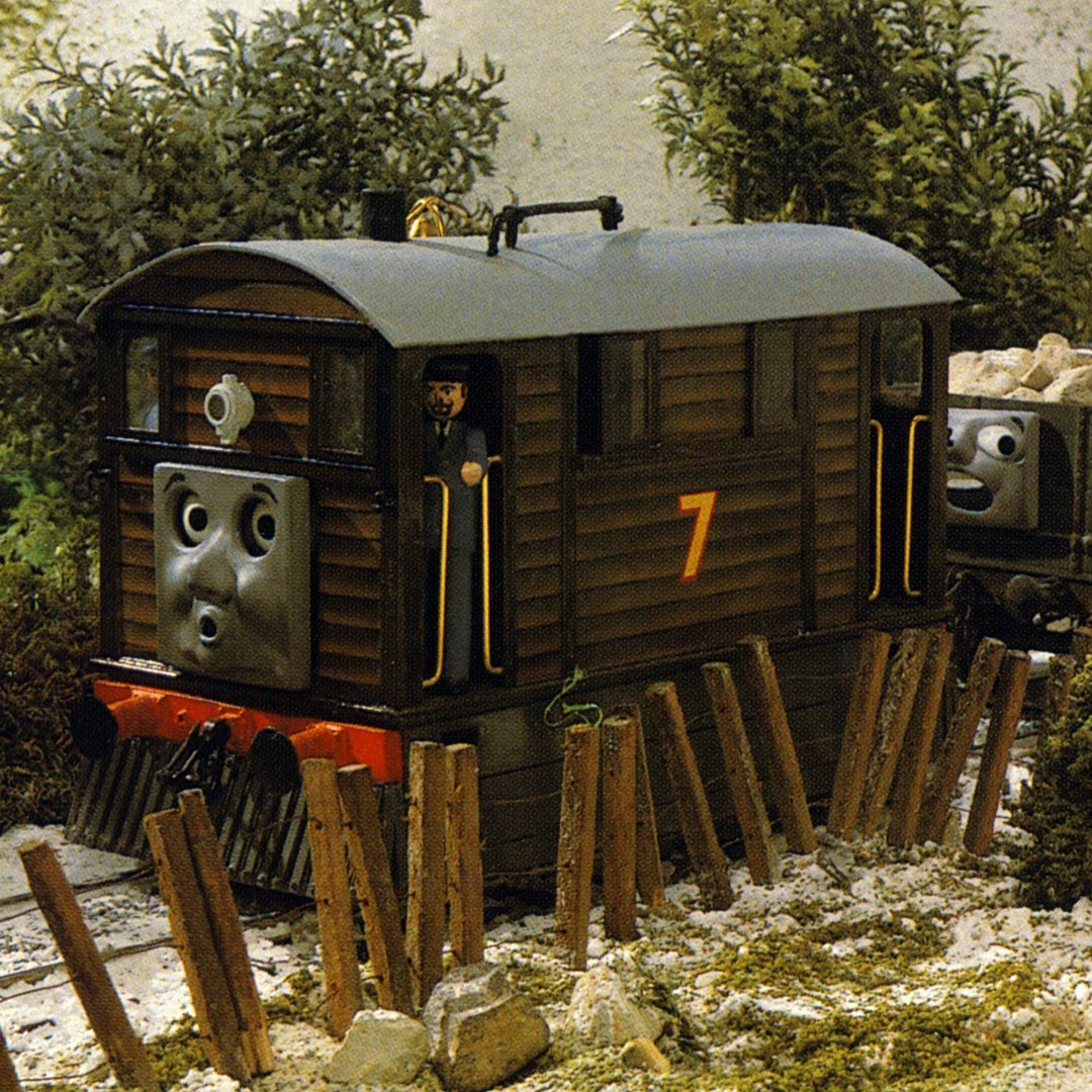 Stream The Runaway Theme (Remix) by The TSMU Fan | Listen online for ...