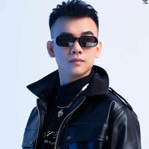 Stream Happy New Year 2024 - Dj Bee HD by Nguyễn Đại | Listen online ...