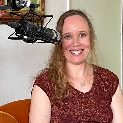 Stream episode Een gesprek met Human-Wildlife expert dr.ir. Susan ...