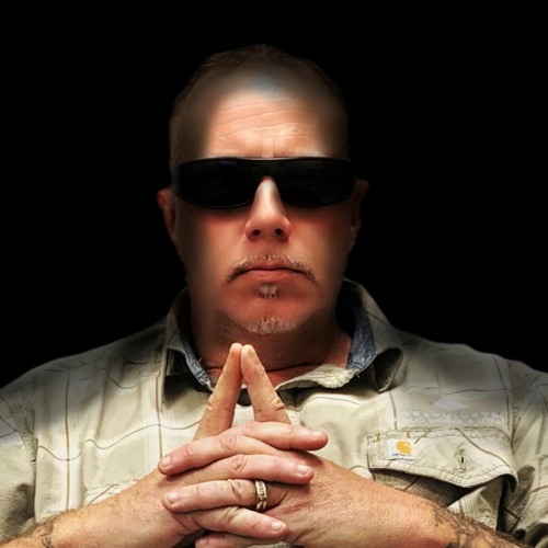 Stream Keep Movin On.mp3 by Diz White | Listen online for free on ...