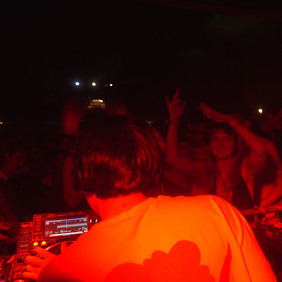 Stream Mixmag Asia Radio 161: Stones Taro [JP] / Studio Adventure NYE ...