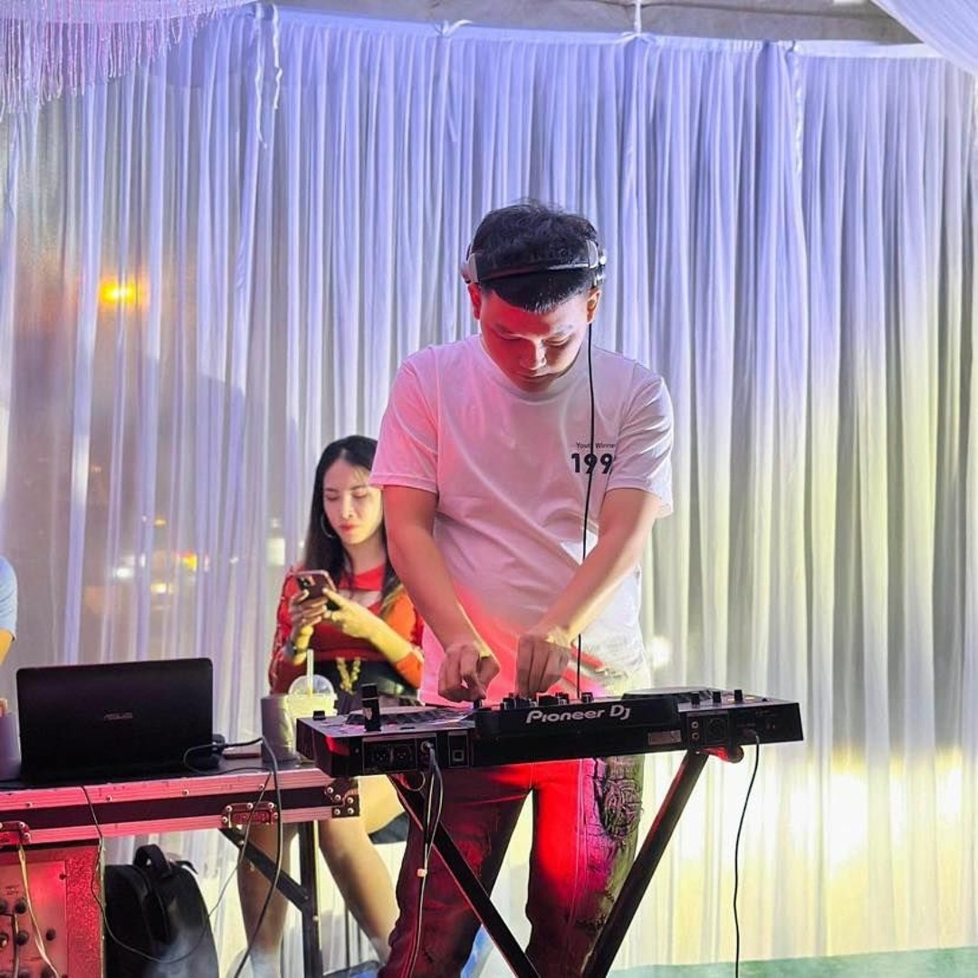 Stream XIKE KHÔNG CHE 20 ( PHỐ HOA LỆ ) - TIẾN CHIVAS MIX ( Diijam ) by ...