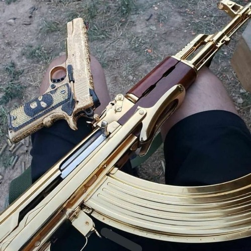 Stream AK DE OURO DO BRAVO MC HULK by MAQUINISTA | Listen online for ...