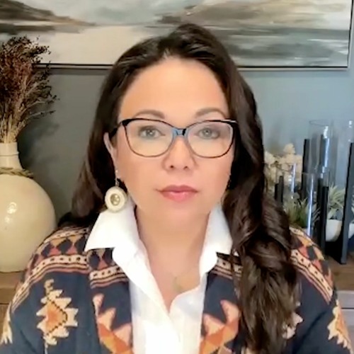 Holly Cook's Instagram, Twitter & Facebook on IDCrawl