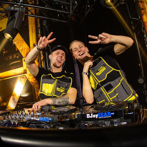 Stream Dual Damage - Blades (Live edit) by Nicky Teeuwen | Listen ...