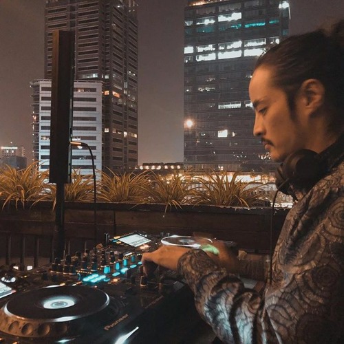 Stream MAQman | Listen to DJ sets playlist online for free on SoundCloud