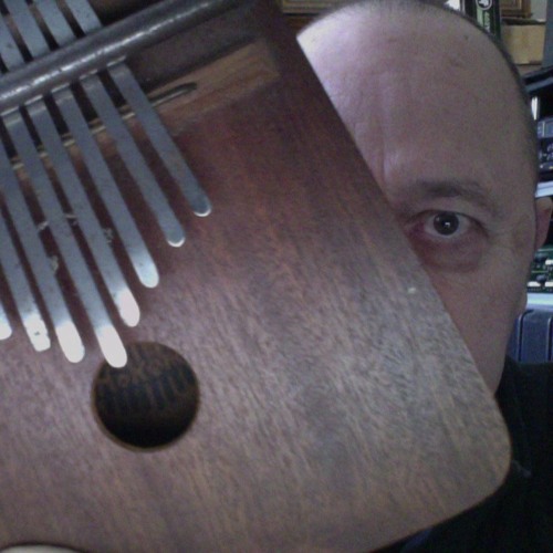 Stream 1374 Ikembé Et Erhu Croisent Une Voix 26 Février 2022 Master by ...