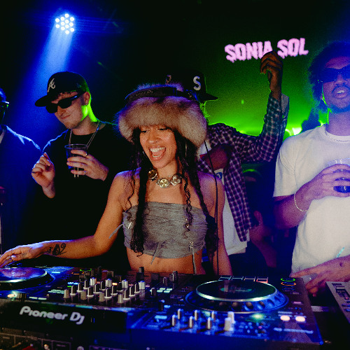 Stream Sonia Sol | FZN | #12 (Hip Hop, Latin, Dancehall, Afrobeats, R&B ...