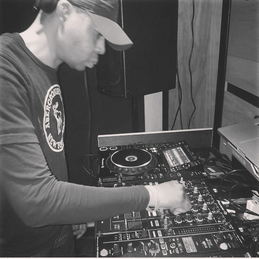 Stream Mix for playhouseradio.net 6-4-2023 by Micky Johnson 1 | Listen ...