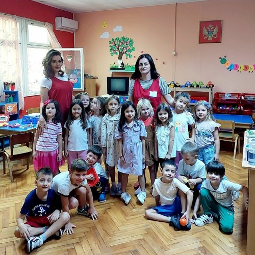 Stream Radost 01 Oktobar Vrtic Zlatne Njive by Radio Kotor | Listen ...