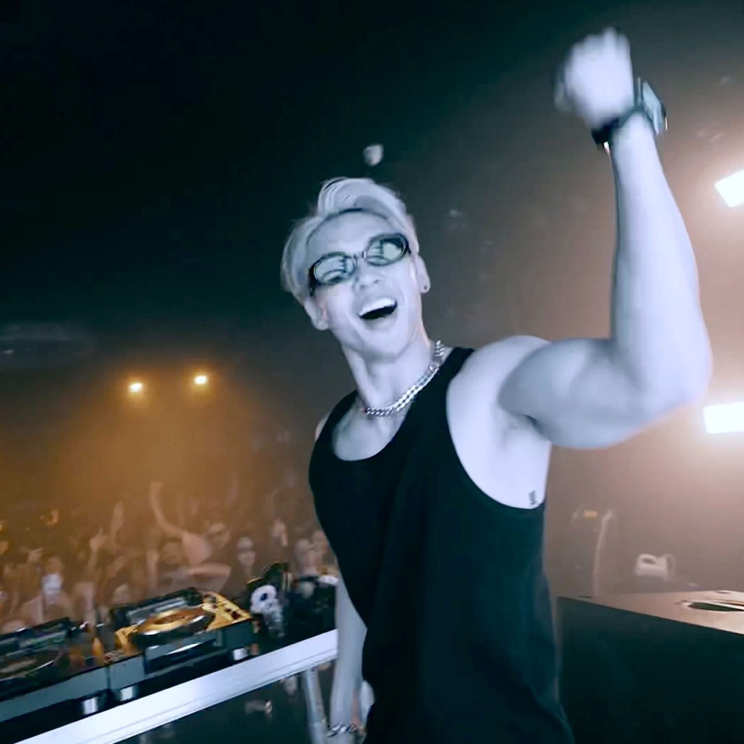 Stream PSY POP / HARD TECHNO DJ SET 2024 by BEAUZ | Listen online for ...