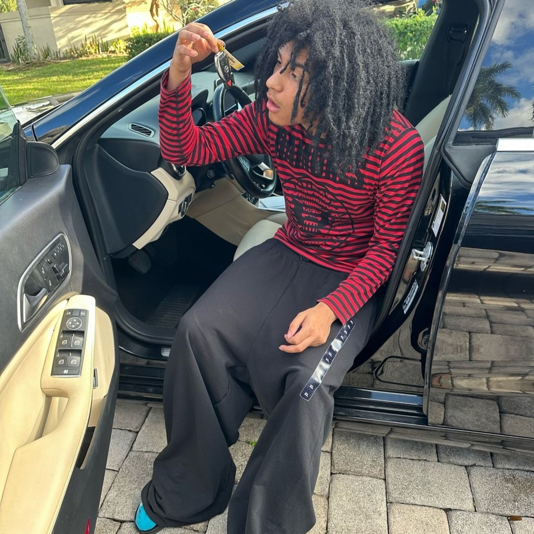 Listen to jaydes - envy by hr in yen 🥀 playlist online for free on ...