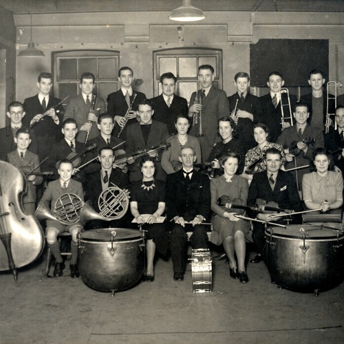 Stream John Faulds and the Barry's Band - Flower of Scotland (Barry ...