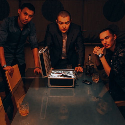 Stream Қош енді, жаным (Remix) [feat. REEGA & MAXIMUM] by ШYNGYS ...