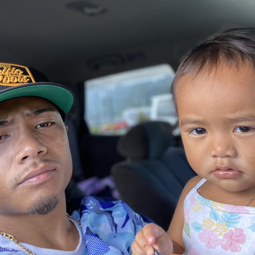 Stream 𝙌𝙪𝙚𝙚𝙣 𝘽𝙞𝙞𝙞🌻 | Listen to Pohnpeian songs🌴🌺 playlist online for ...