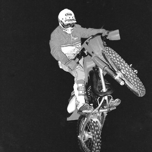 Stream WATCH YO BACK w/ CAMOMANE by DR JUNT | Listen online for free on ...