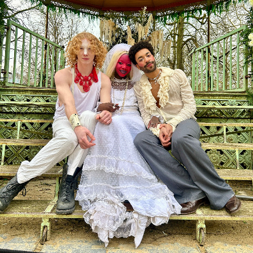 Stream la maison de lilo w/ zedie, charly ange & leïla alice @ Kiosk ...