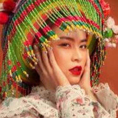 Stream Em Đây Chẳng Phải Thúy Kiều Hoàng Thùy Linh Honda Youth Fest