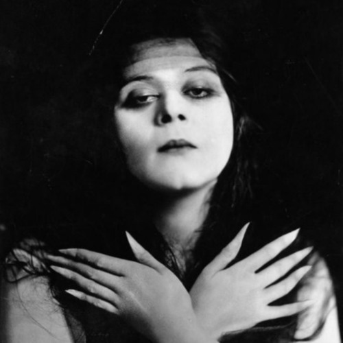 Stream Vampire Hearts [ Isak Roen ] by norhye ♱ | Listen online for ...