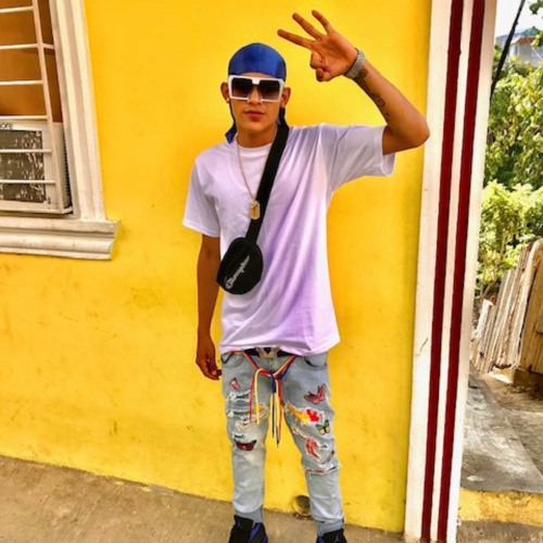 Stream A Pico é Botella By Doble Ecko Oficial Listen Online For Free