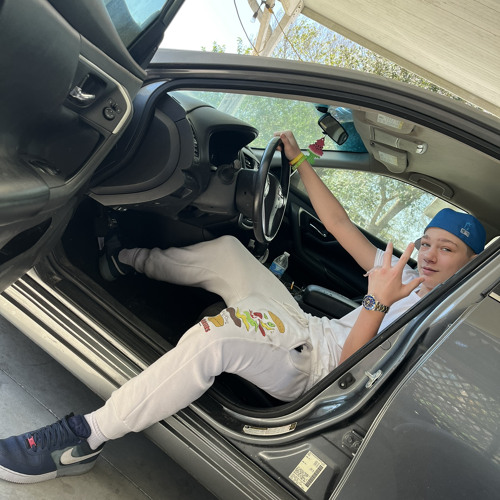 Stream Cake by Willzii_Too_Krazzy | Listen online for free on SoundCloud