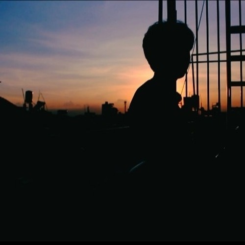 Stream chut cam xuc vao mot chieu thu tu... by Hoàn | Listen online for ...